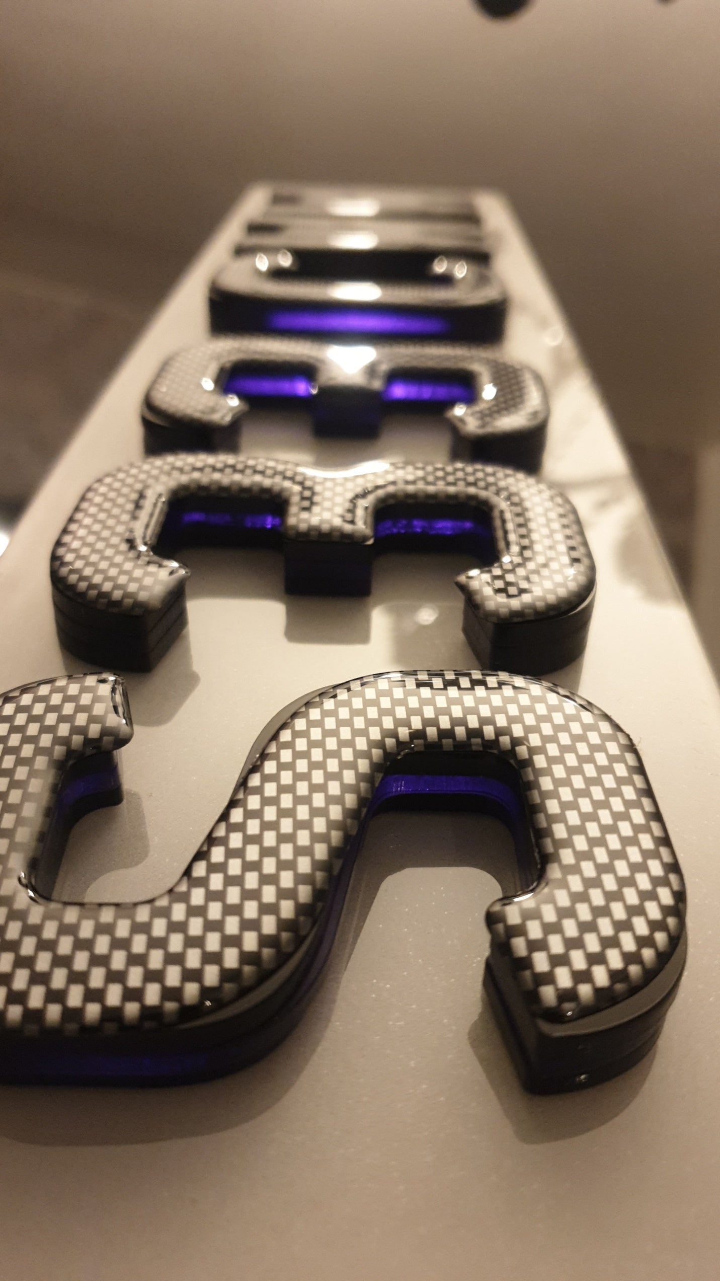 4D 5D 9MM Neon Purple Carbon Number Plates – CustomizePlates